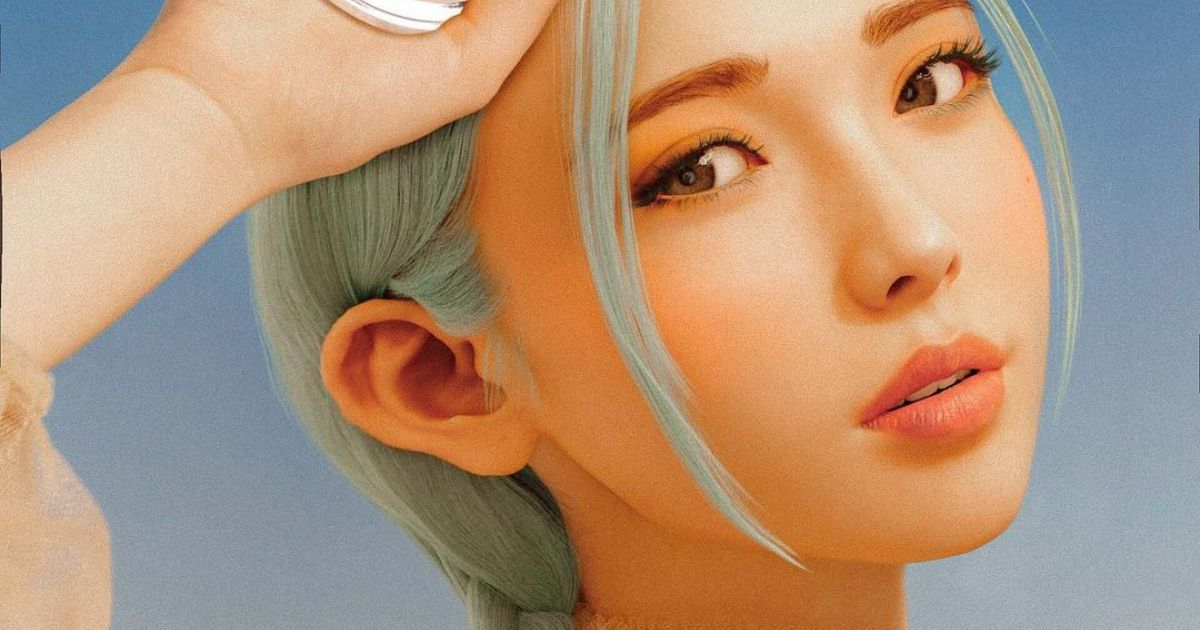 A life between the virtual and earth: meet the "newman" Ria | RED•EYE ...